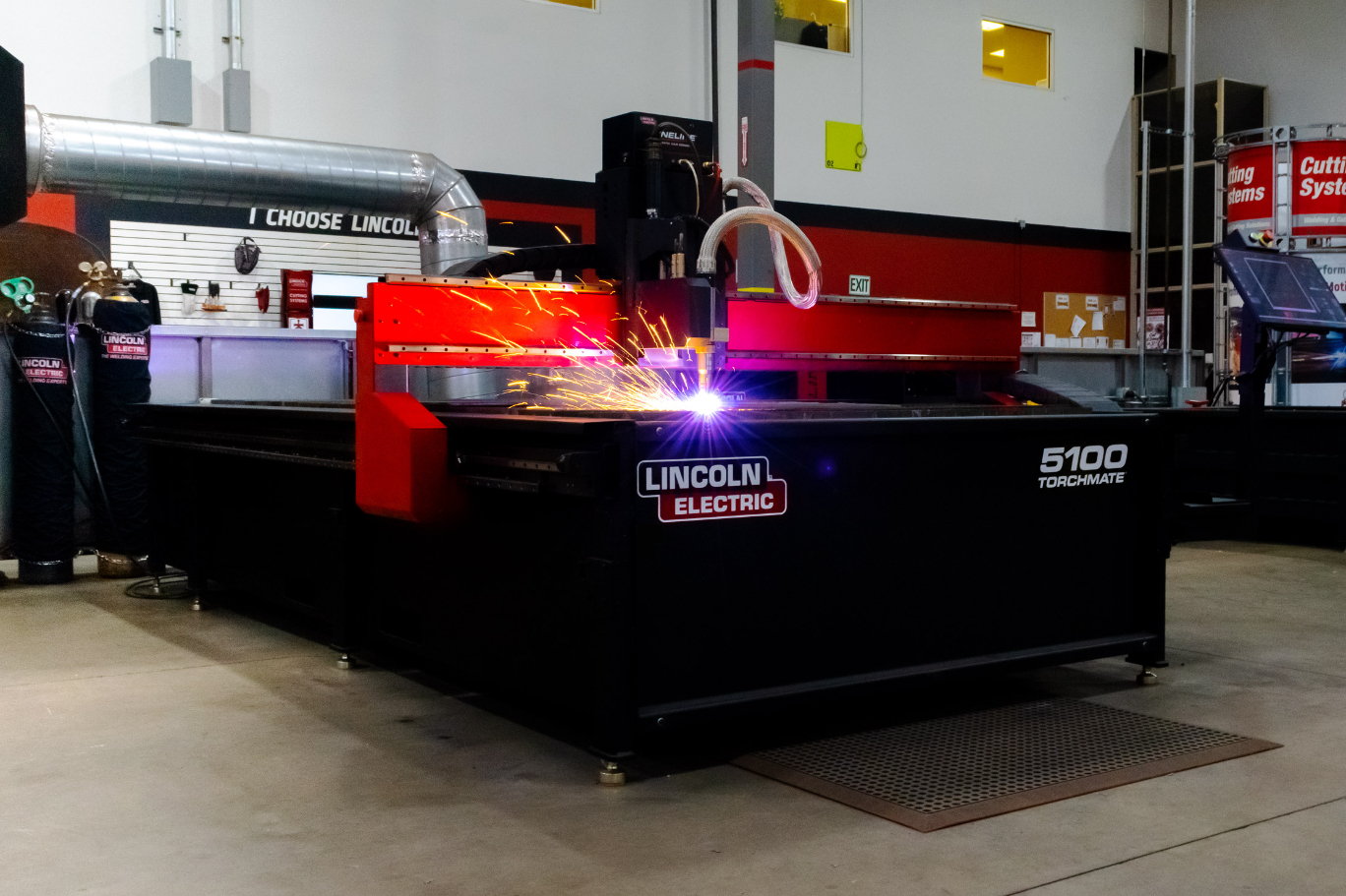 Lincoln Electric Torchmate 5100 Industrial CNC Plasma Cutting Machine ...