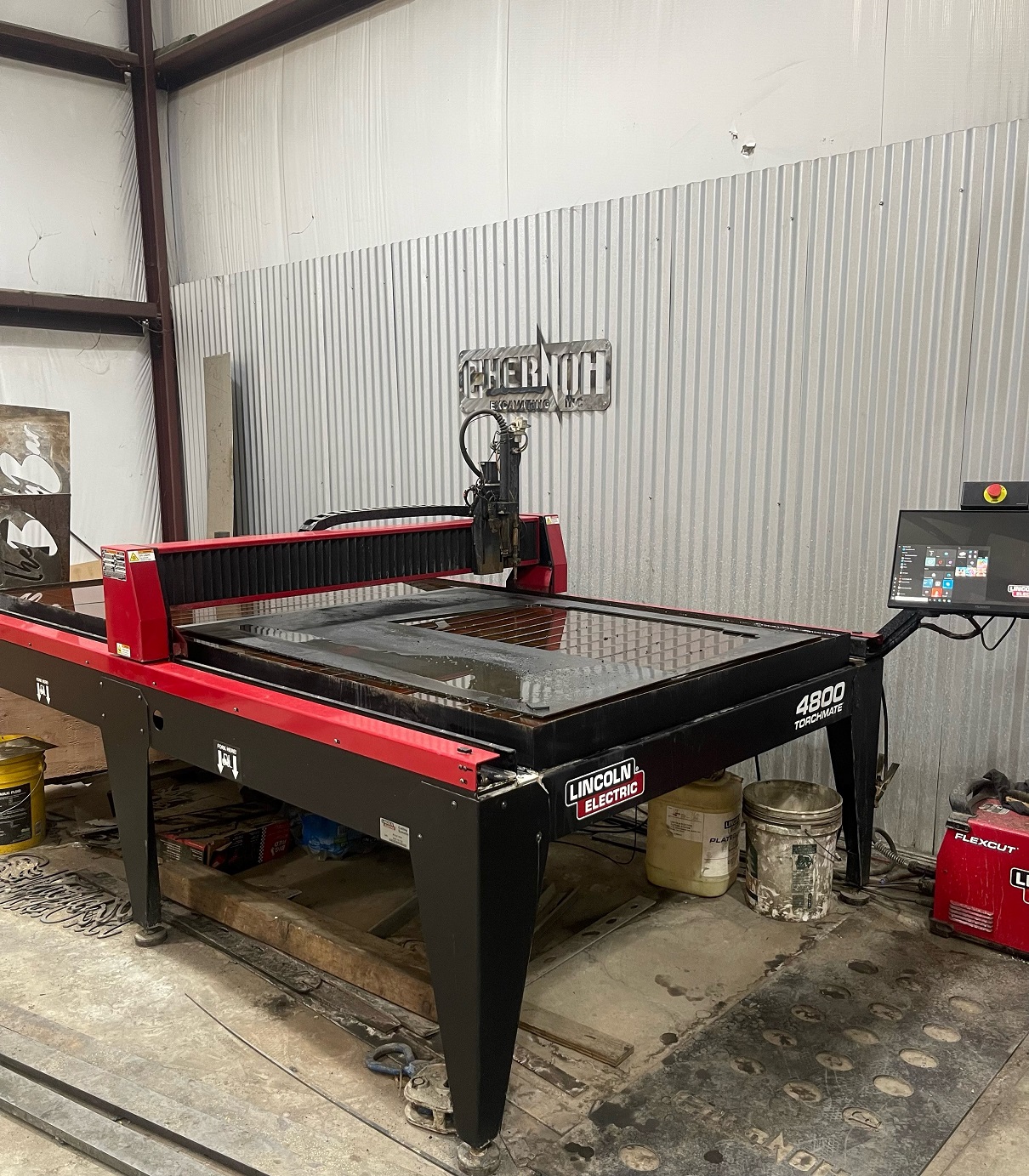 Chernoh Metal Design - Metal Sign Business Grows With a Torchmate ...